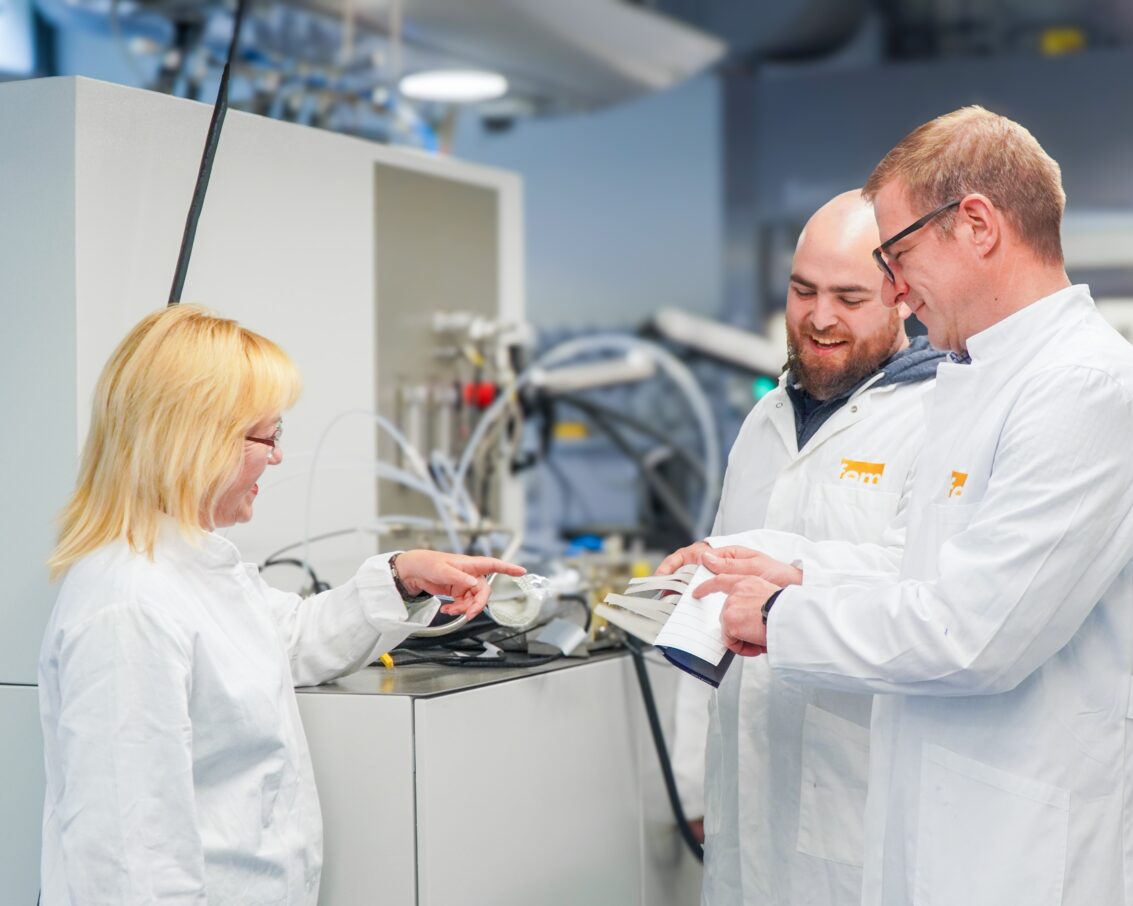 High Power Rolled Fuel Cell - Gerollte Hochenergiebrennstoffzellen ...